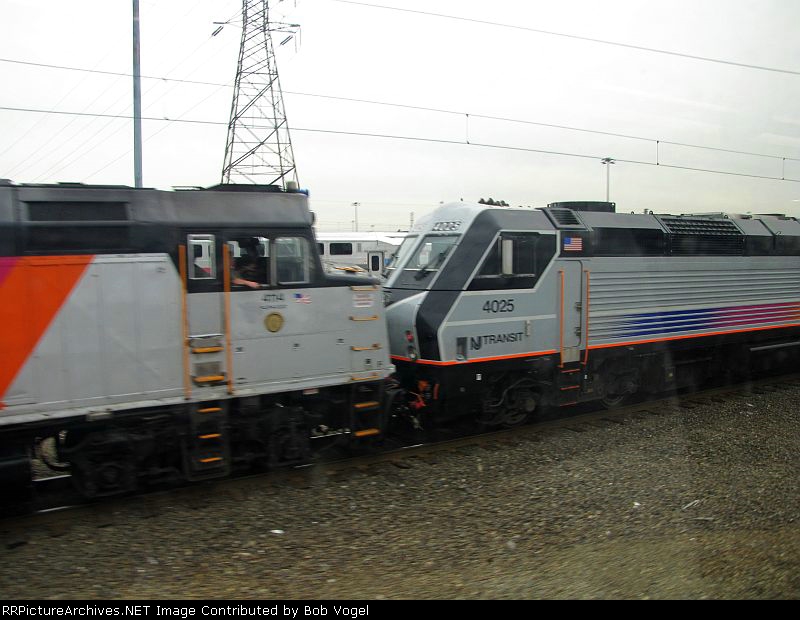 NJT 4114 and 4025
